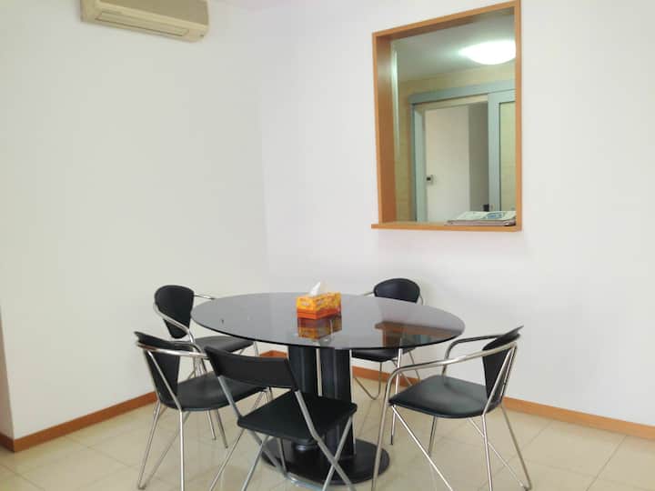 Two Condo Rooms At Same Luxury Condo Unit - Singapore