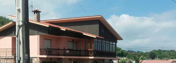 Casa Grande De Borizuplaya. - Llanes