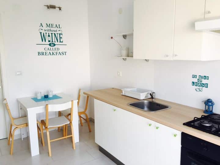 Beautiful, 2 Bedroom Apartment In Jezera, Murter. - Tisno