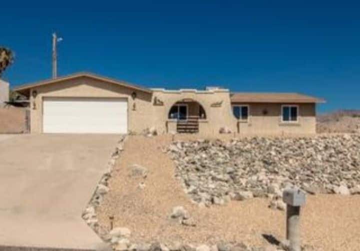 Relaxing And Comfy Home. Feels Like A Retreat! - Lake Havasu City, AZ