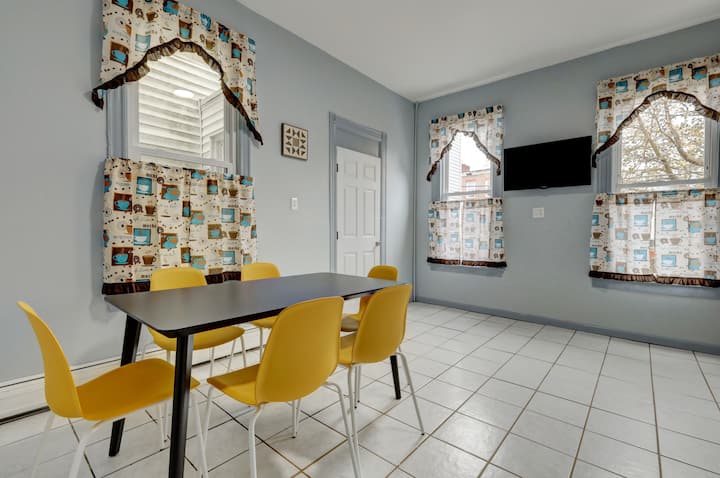 Private Renovated Room Near Nyc/wifi/light Rail - ニュー・ジャージー州