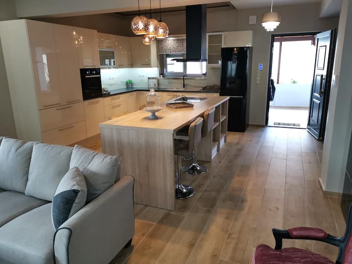 Orsalia  Midtown  Apartment - La Canée