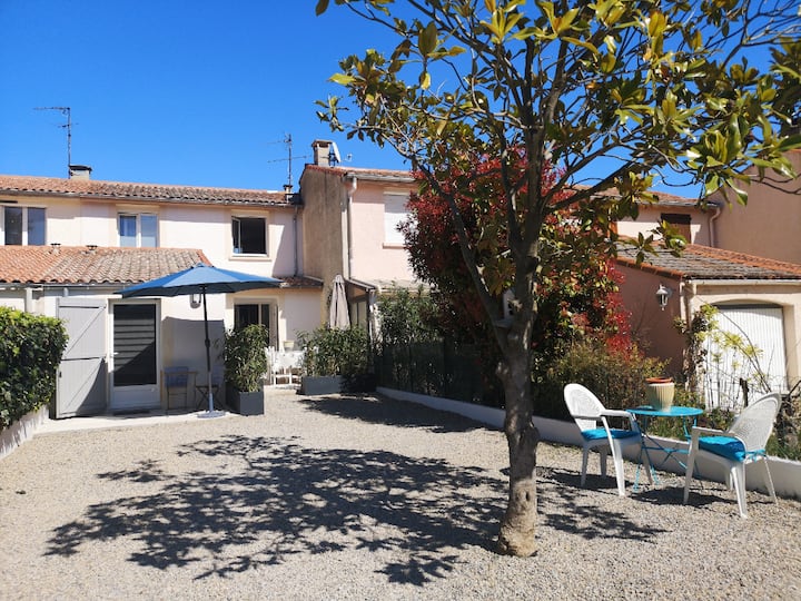 Bel Appartement T2 Climatisé, Avec Parking Privé - Balaruc-les-Bains