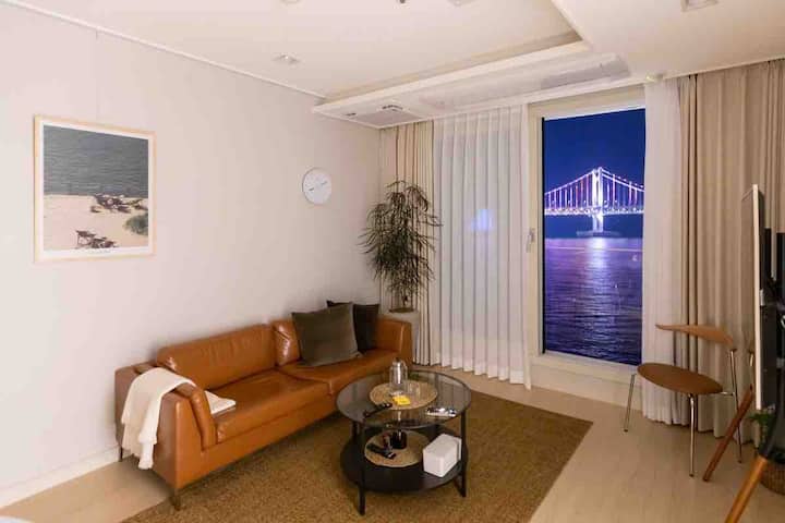 #합법숙소#신축건물#광안대교 파노라마 풀~조망#무료주차#민락더 마켓 - Busan