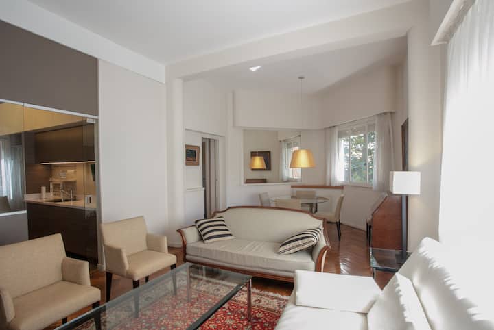 Beautiful 2 Bedroom Apt In The Heart Of Recoleta - Buenos Aires