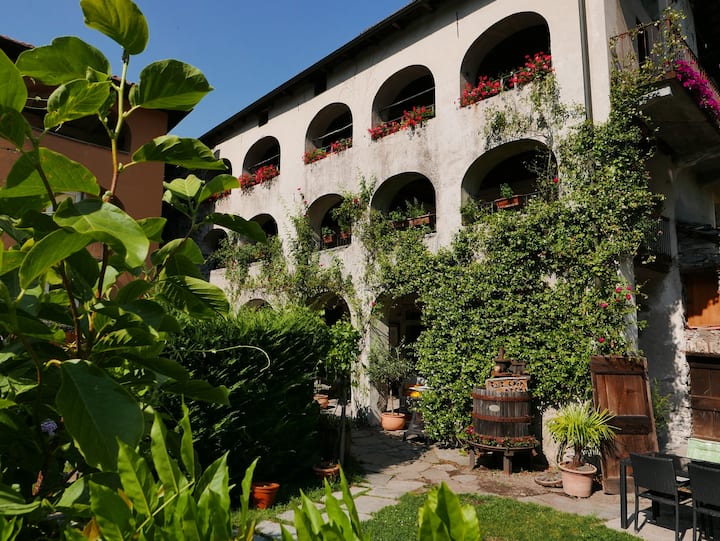 Casa Archi Camera Con Bagno In Comune Esterno - Losone