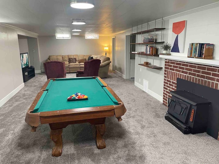 Spacious Family Home (Remodeled With New Heater) - Idaho Falls, ID