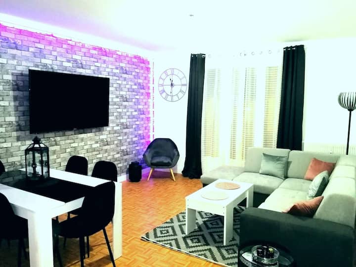 Spacieux T3, Avec Balcon/proche Gare/wifi - Limoges