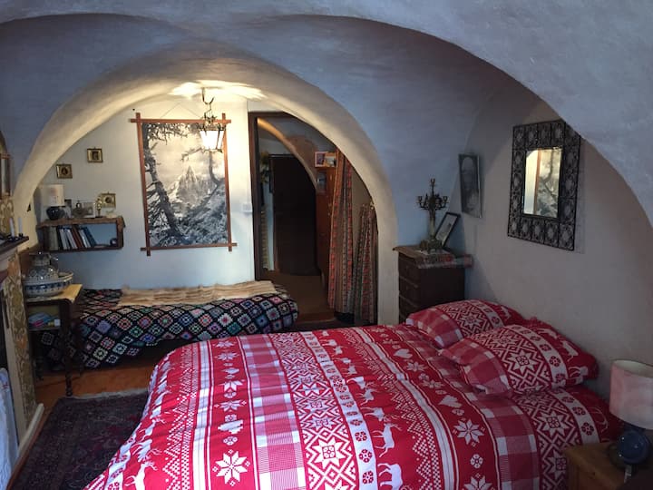 Saint-bonnet-en-champsaur - Maison Typique 16e S. - Saint-Bonnet-en-Champsaur