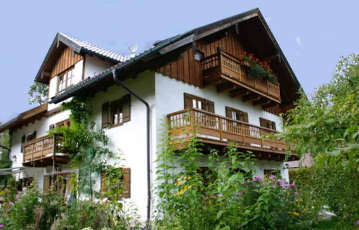 Stilvolles Apartment Am Bach - Walchensee