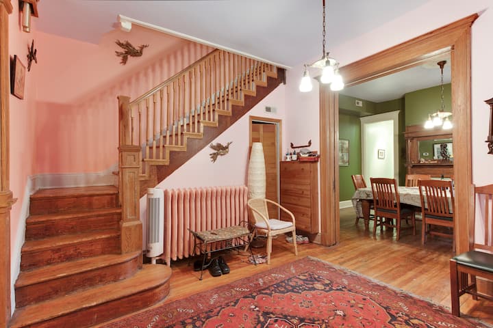 Columbia Heights Grand Victorian (1 Bedroom) - Washington, DC