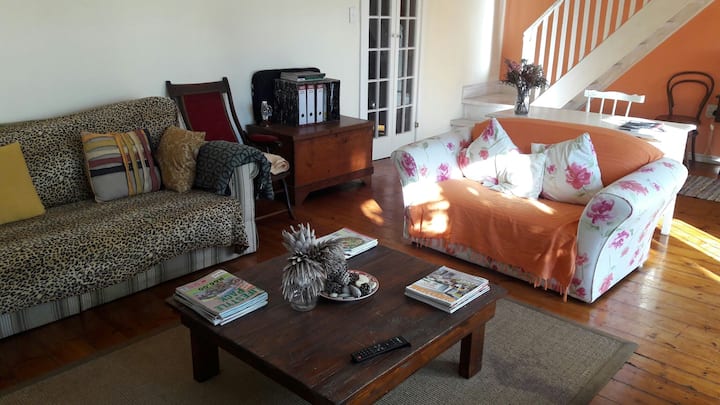☆Swiss Inn Africa☆ With Ocean View & Pool~2 Rooms - Port Elizabeth