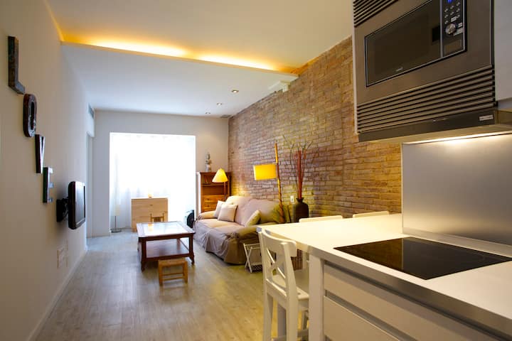 Gracia 2 Bedrooms Apartment Next To Plaza Del Sol - Barcelona