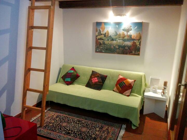 Modern Apartment Recently Renovated In Sassari - Sassari