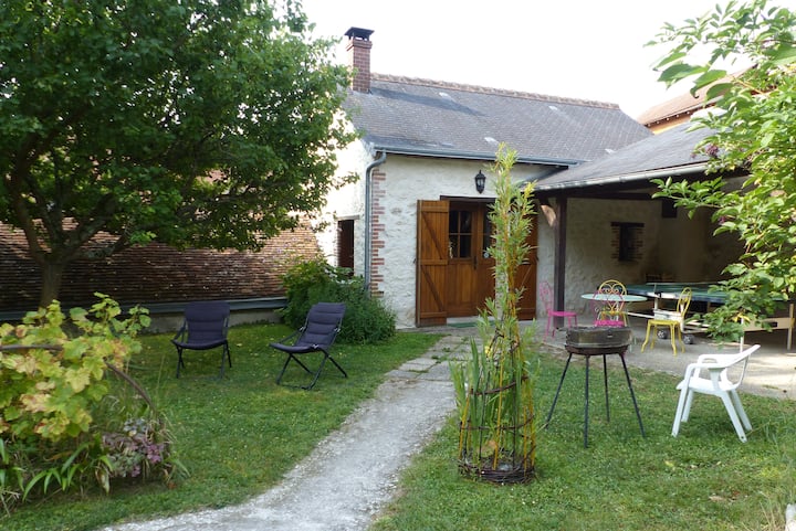 Touraine : Voirleschateaux-gitemalivert - Bléré