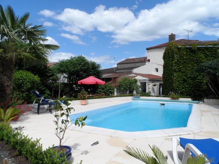 Puy Du Fou De 2 Ou 3 Chambres Pour 10 Hôtes Max - Deux-Sèvres