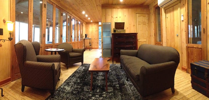 Ren's Nest, A Place To Be In The Forest. Nowifi. - Lake Tugalo, SC