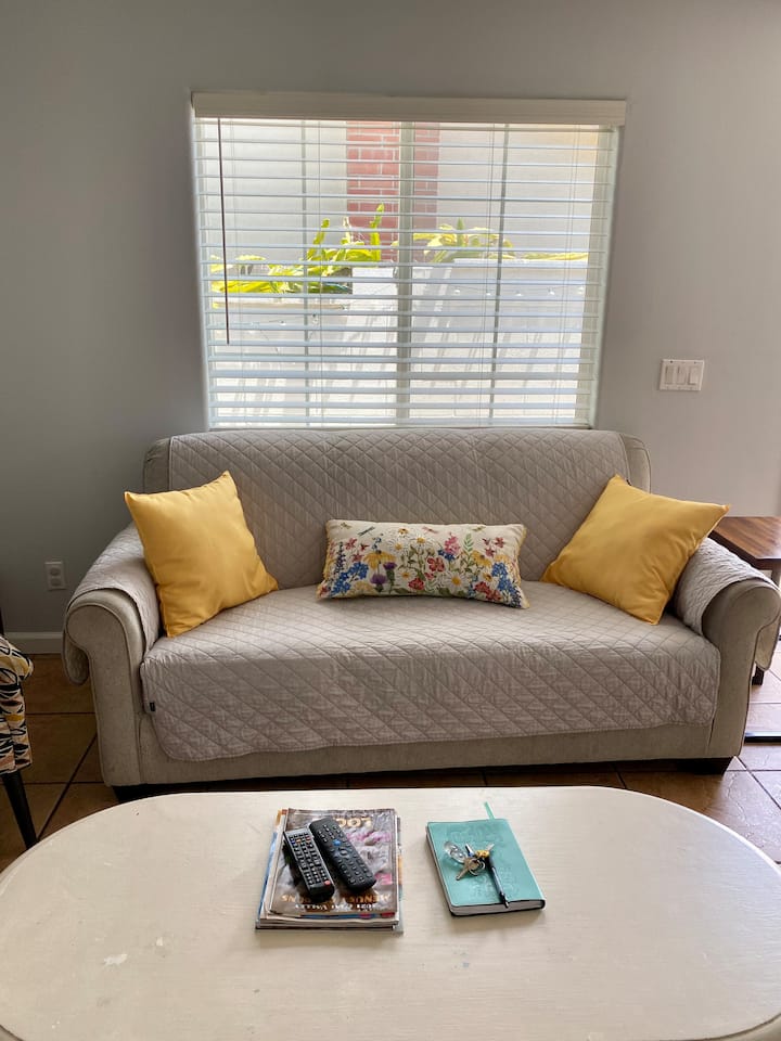 Convenient Getaway In Beautiful Ventura County - 