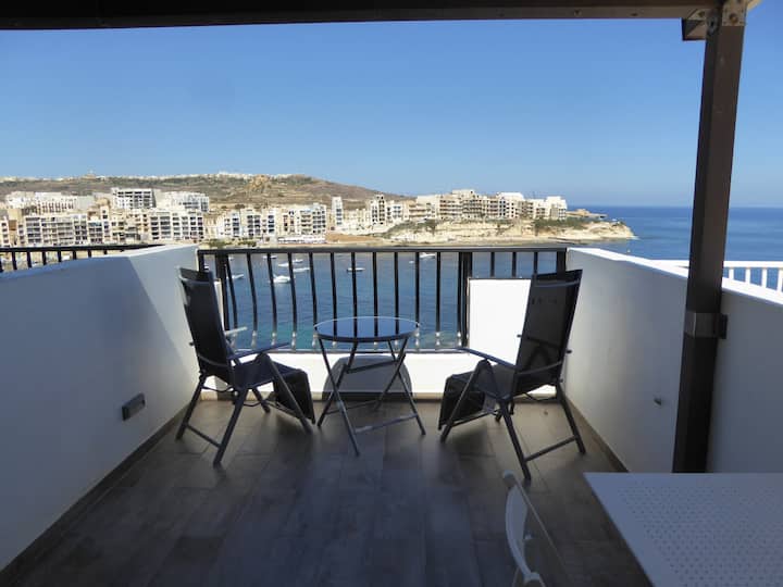 Seaview Duplex Penthouse - Malta