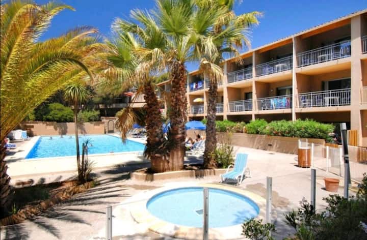 *La Marina N°29* T2 4 Pers Vue Piscine - Bandol