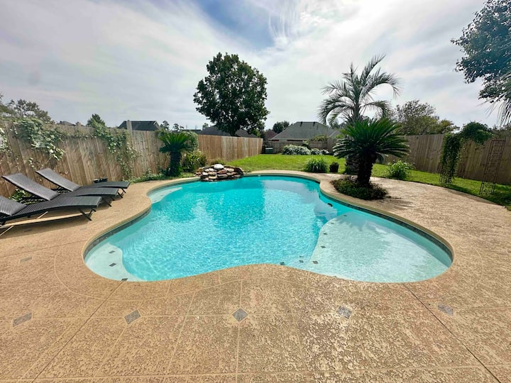 Private Oasis In South Bossier! Pet Friendly! - Bossier City, LA
