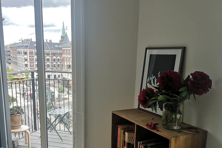 Classic Apartment In Bohemian Vesterbro - Copenhagen
