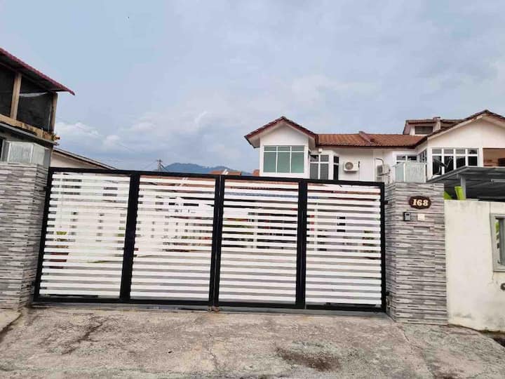 5 Rooms Homestay Bentong - ベントン