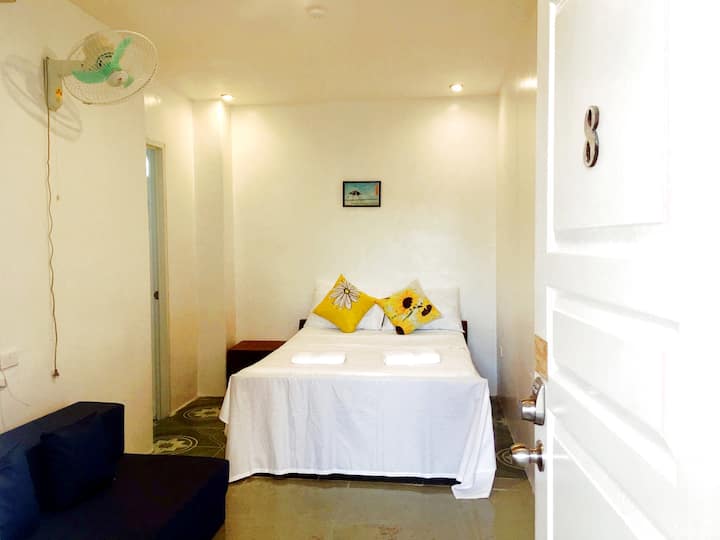 Rm8:sunset&seaview.fastwifi.wash&dryer - Tagbilaran City