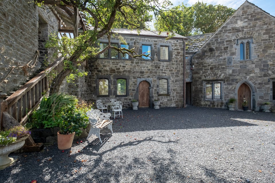 Ireland Castle Vacation Rentals | Airbnb