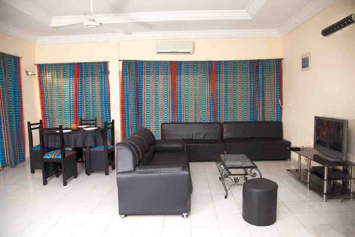 Apt Climatisé 2 Ch. 1 Salon 1 Terrasse - Wemtenga - Ouagadougou