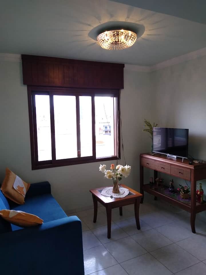 Apto Completo No Centro Capão Com Estacionamento - Capão da Canoa