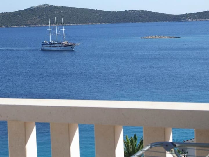 Sea-view@pool@(2+0)studio App A6 :) - Sevid