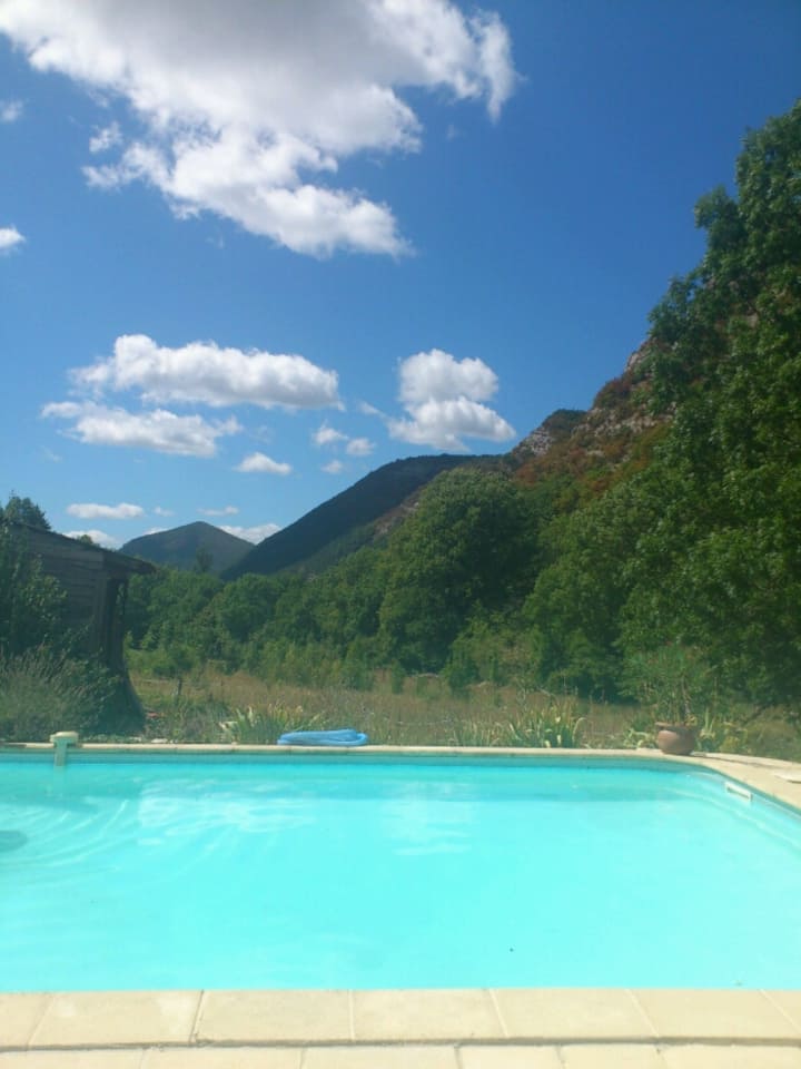 Grande Maison Avec Piscine Chauffée. Pays Diois. - Font d'Urle