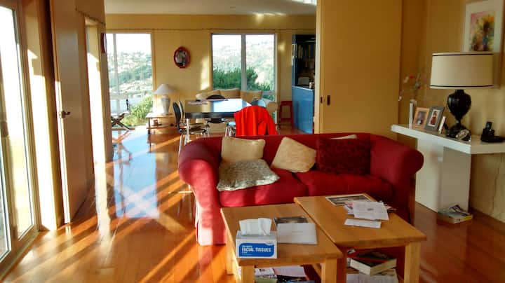 Best Views, Brilliant Coffee, No Cleaning Fee. - Christchurch, New Zealand