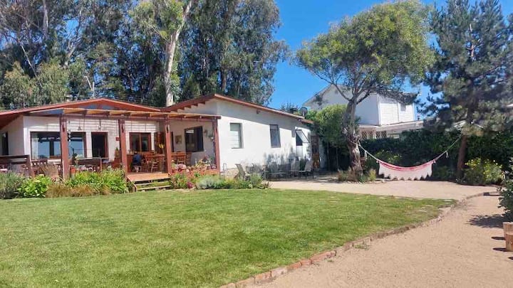 Confortable Casa De Playa, Acogedora Buen Sector - Santo Domingo, Chile