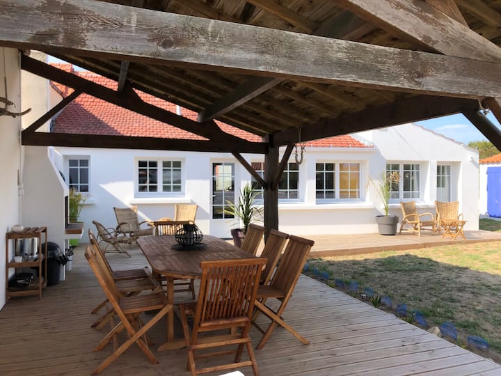 Ma Petite Cachette, Situation Exceptionnelle - Saint-Hilaire-de-Riez