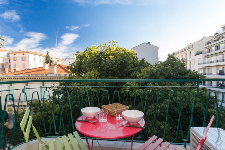 Joli Studio Terrasse Plein Centre - Nizza