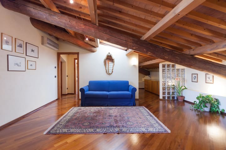 Leoni House - Verona