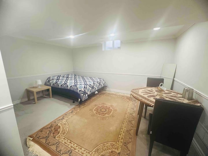 2 Bedroom Basement. Entire Unit. - Markham