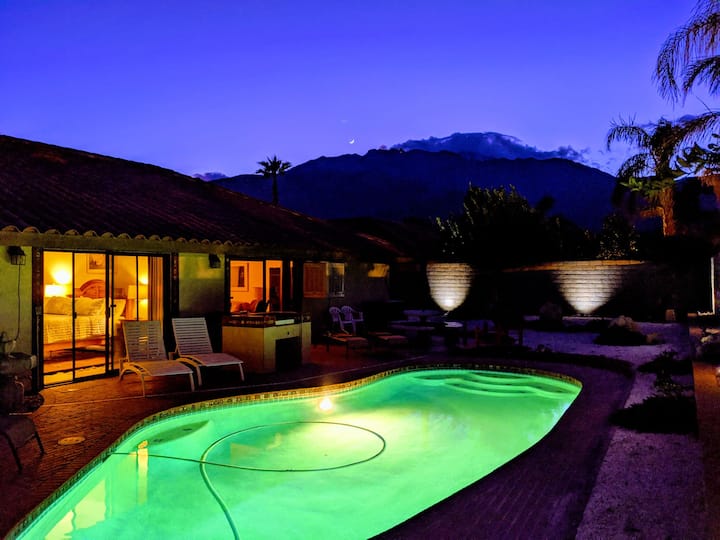 *Bella Luna* Cozy Home In Palm Springs - Palm Springs, CA