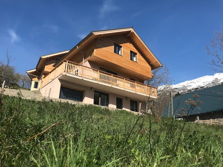 Modern Chalet, Mountain View, Ski & Summer - Oz-en-Oisans