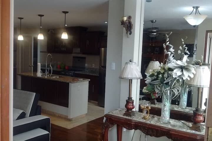 Cozy 3br/3bh/close To International Airport Lima - Callao