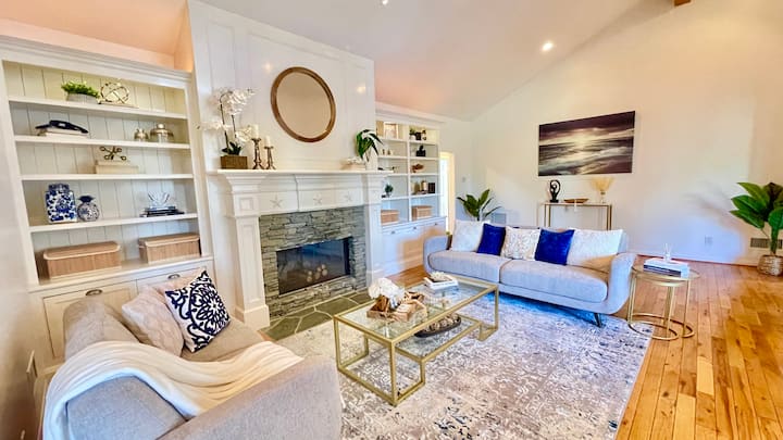 New Charming Spacious Disneyland Pool Home - Santa Ana, CA