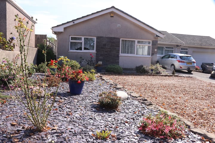Entire Bungalow In The Historic Town Of Pembroke, - Barafundle Bay