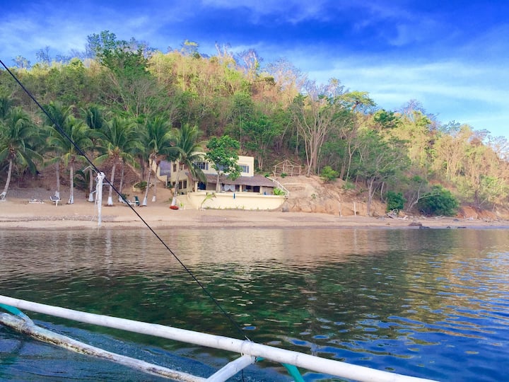 Private Castaway Island Style Beach House Palawan - Coron