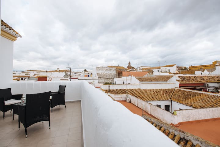 Apartamento  Con Terraza Y Vistas Espectaculares - Carmona