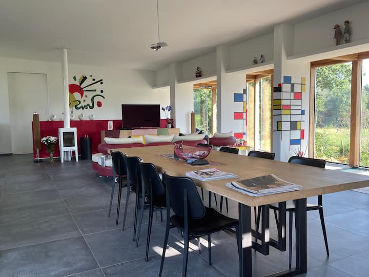 Colorful Space In Exceptional Home - Wavre