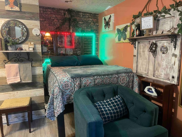 Houston Tiny-cozy 7-8 Miles Nrg/med Ctr - Missouri City, TX