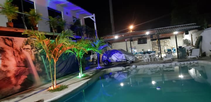 Casa Vacacional Villa Claudia.  Para 30 Personas - Girardot