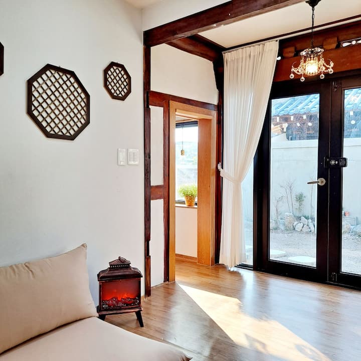 Chonju-ch'on Vacation Rentals & Homes - Jeonju-si, South Korea | Airbnb
